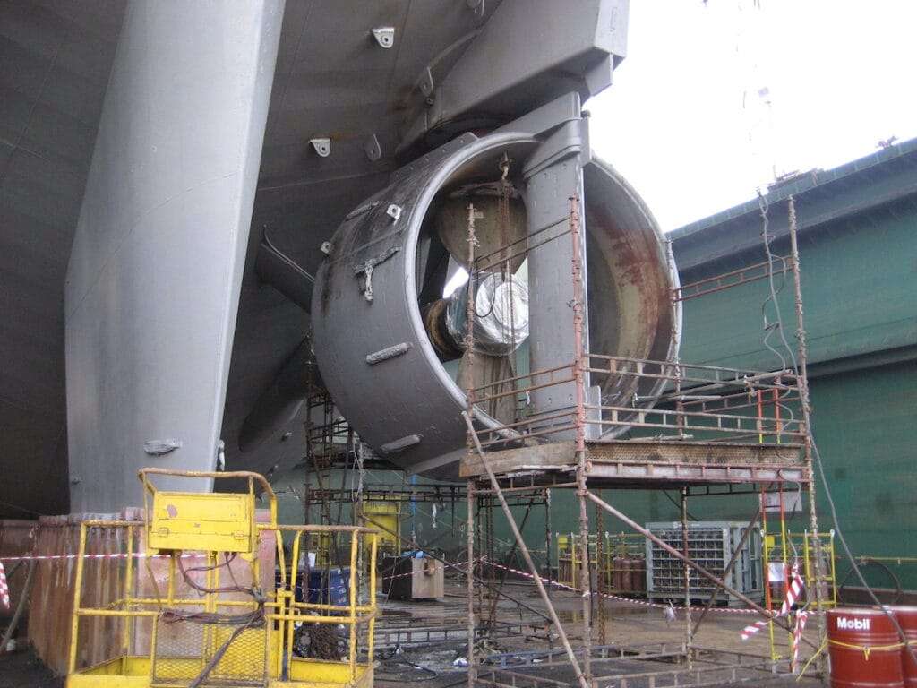 Service for Rolls Royce thrusters | RM Propulsion Thrusters BV